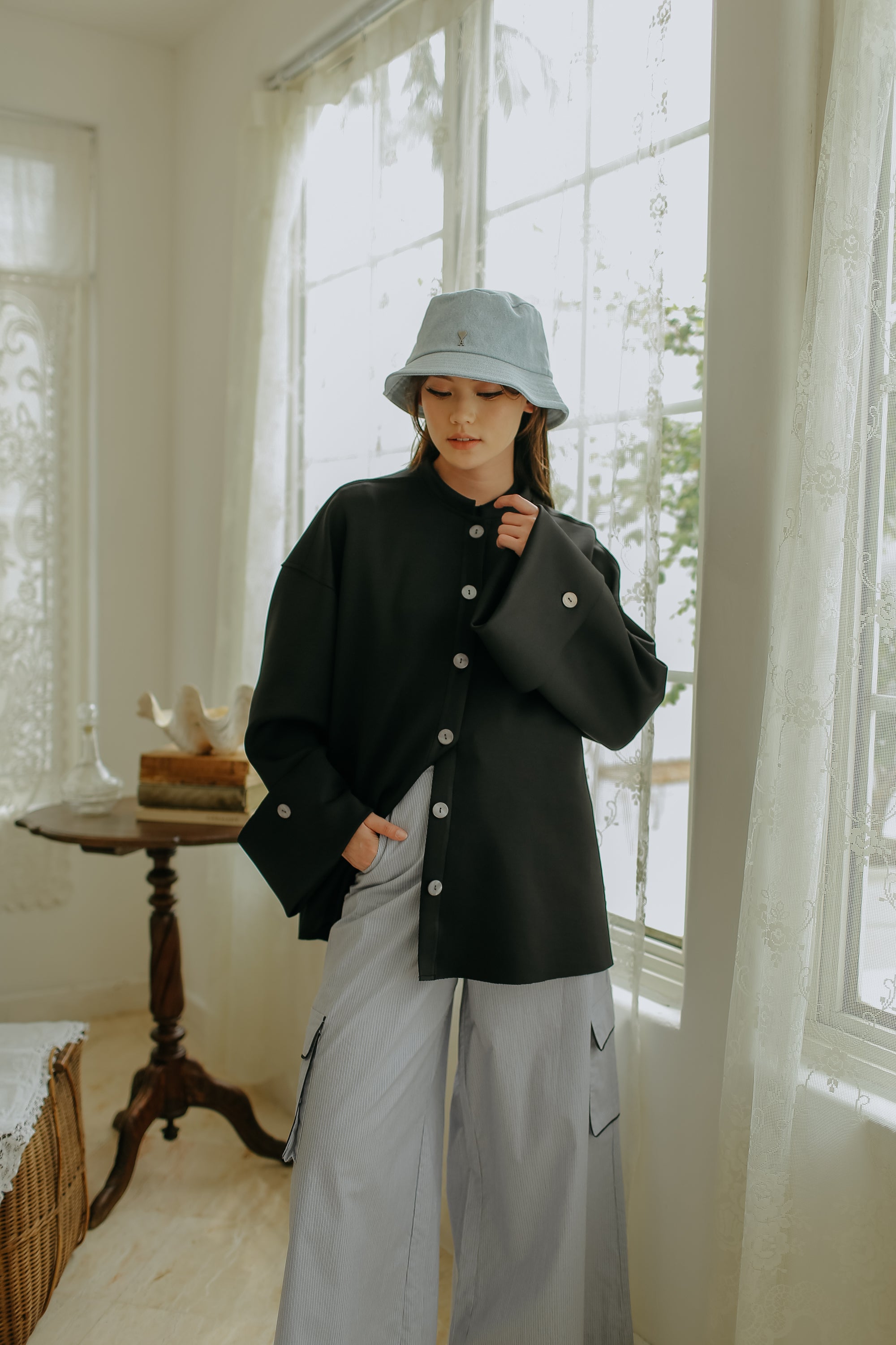 KIBI OUTER (DAY OFF JULY 2025) – Array